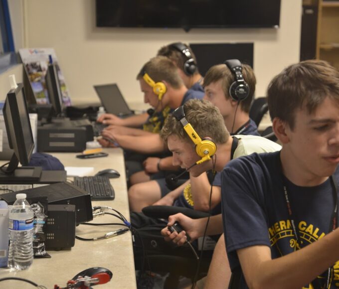 VA3DBJ / VE3UDB - Bryan Rawlings, VE3QN, inducted into Canadian Amateur ...